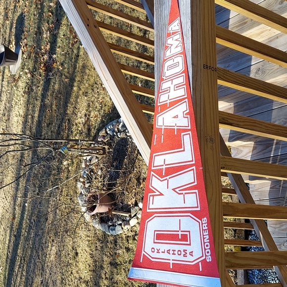 OKU | Wall Decor | Vintage Oklahoma U Sooners Pennant Banner Flag ...